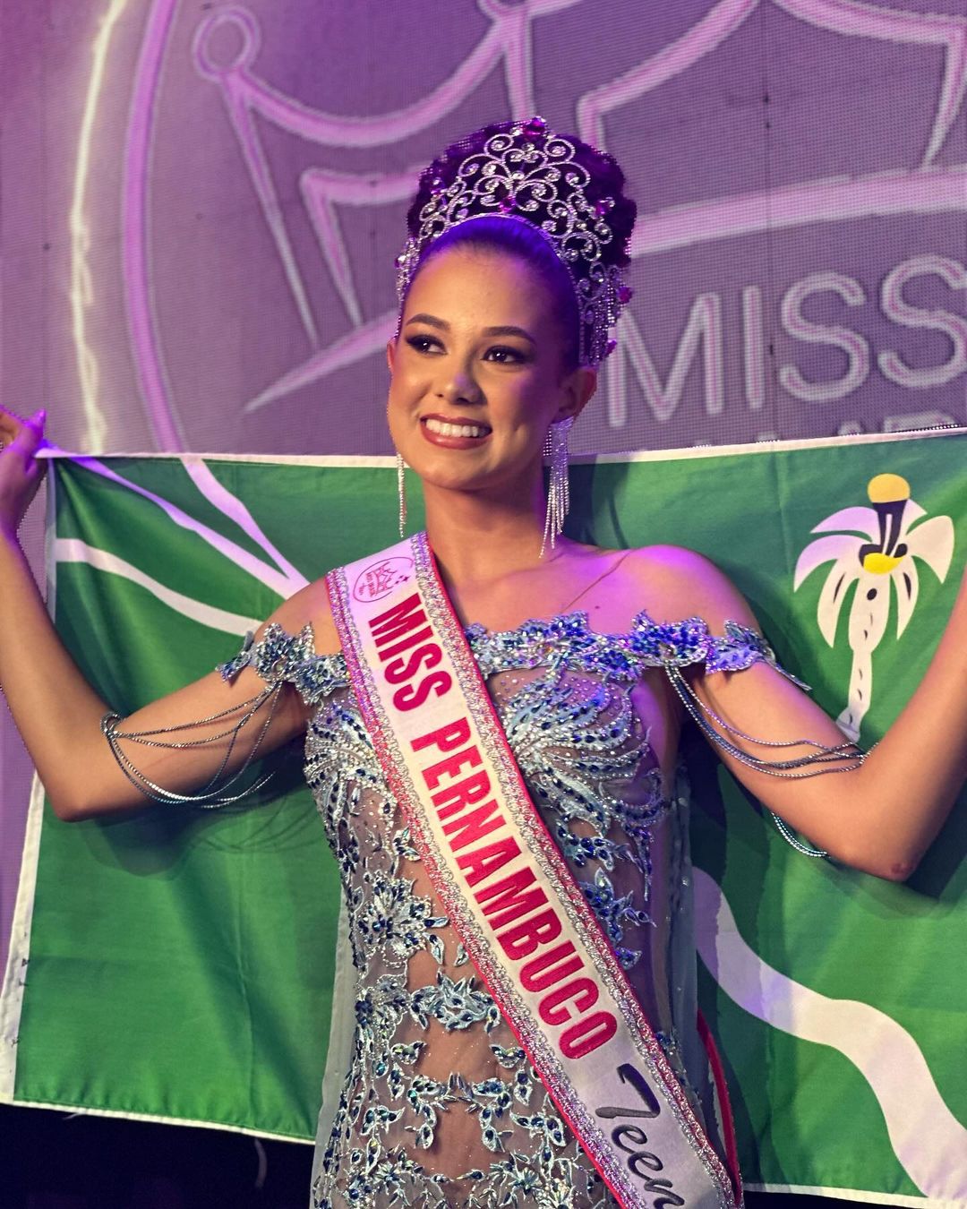 Vitória Souza, Jovem de Belo Jardim, é a Nova Miss Teen Pernambuco - BJ1